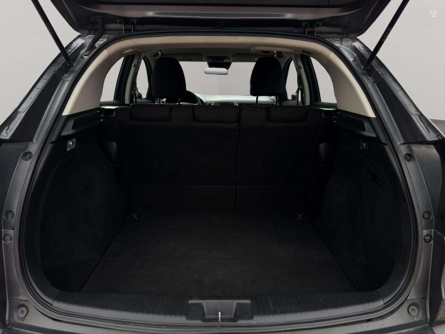 Grey Honda HR-V 2015 in Klaipeda, with an engine capacity of 1.60 L and mileage of 168 thousand km for 8999 €, photo 11 on AUTOMOTO.COM.LV