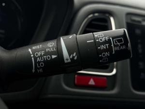 Grey Honda HR-V 2015 in Klaipeda, with an engine capacity of 1.60 L and mileage of 168 thousand km for 8999 €, photo 20 on AUTOMOTO.COM.LV