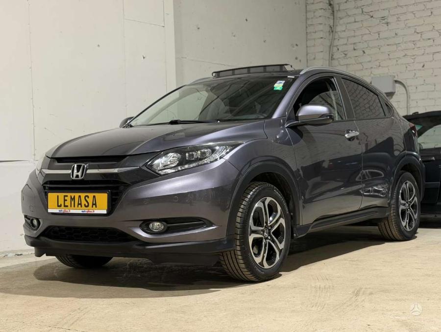 Pelēks Honda HR-V 2016 Klaipėda, ar dzinēja tilpumu 1.50 L un nobraukumu 194 tūkst. km par 12900 €, foto 16 vietnē AUTOMOTO.COM.LV