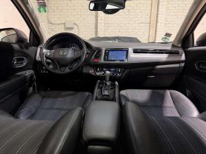 Pelēks Honda HR-V 2016 Klaipėda, ar dzinēja tilpumu 1.50 L un nobraukumu 194 tūkst. km par 12900 €, foto 20 vietnē AUTOMOTO.COM.LV