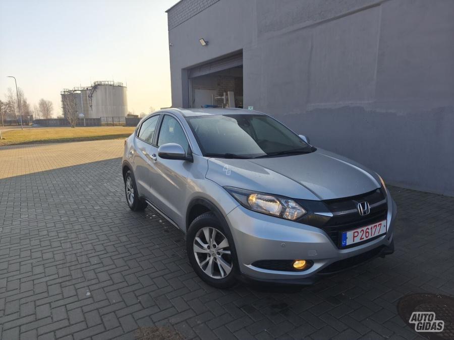 Pelēks Honda HR-V 2016 Jurbarkas, ar dzinēja tilpumu 1.60 L un nobraukumu 246 tūkst. km par 7800 €, foto 1 vietnē AUTOMOTO.COM.LV