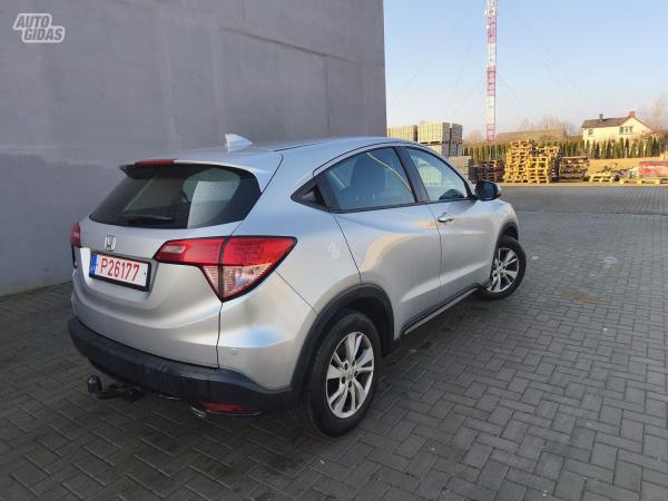 Pelēks Honda HR-V 2016 Jurbarkas, ar dzinēja tilpumu 1.60 L un nobraukumu 246 tūkst. km par 7800 €, foto 3 vietnē AUTOMOTO.COM.LV
