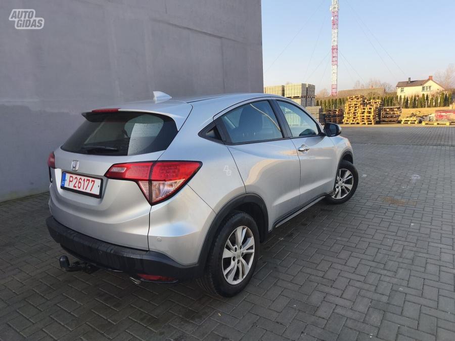 Pelēks Honda HR-V 2016 Jurbarkas, ar dzinēja tilpumu 1.60 L un nobraukumu 246 tūkst. km par 7800 €, foto 3 vietnē AUTOMOTO.COM.LV