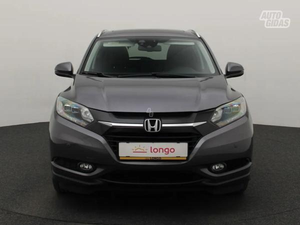 Grey Honda HR-V 2017 in Vilnius, with an engine capacity of 1.60 L and mileage of 184 thousand km for 11999 €, photo 3 on AUTOMOTO.COM.LV