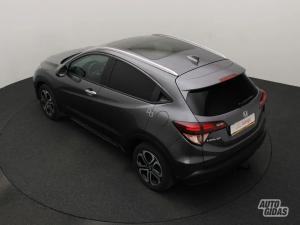 Grey Honda HR-V 2017 in Vilnius, with an engine capacity of 1.60 L and mileage of 184 thousand km for 11999 €, photo 13 on AUTOMOTO.COM.LV