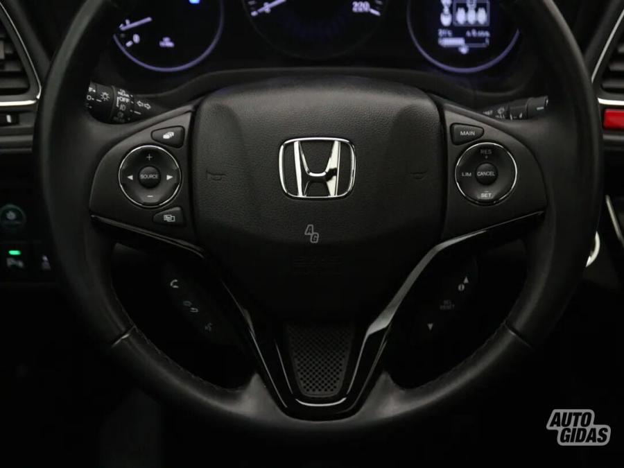 Grey Honda HR-V 2017 in Vilnius, with an engine capacity of 1.60 L and mileage of 184 thousand km for 11999 €, photo 19 on AUTOMOTO.COM.LV