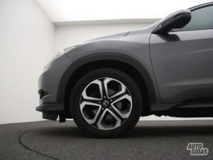 Grey Honda HR-V 2017 in Vilnius, with an engine capacity of 1.60 L and mileage of 184 thousand km for 11999 €, photo 29 on AUTOMOTO.COM.LV