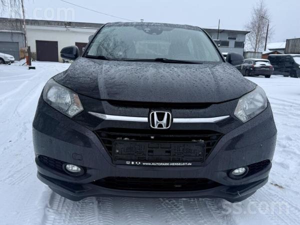 Pelēks Honda HR-V 2018 Rīga, ar dzinēja tilpumu 1.60 L un nobraukumu 0 tūkst. km par 10990 €, foto 3 vietnē AUTOMOTO.COM.LV
