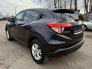 Pelēks Honda HR-V 2018 Rīga, ar dzinēja tilpumu 1.60 L un nobraukumu 0 tūkst. km par 9990 €, foto 9 vietnē AUTOMOTO.COM.LV