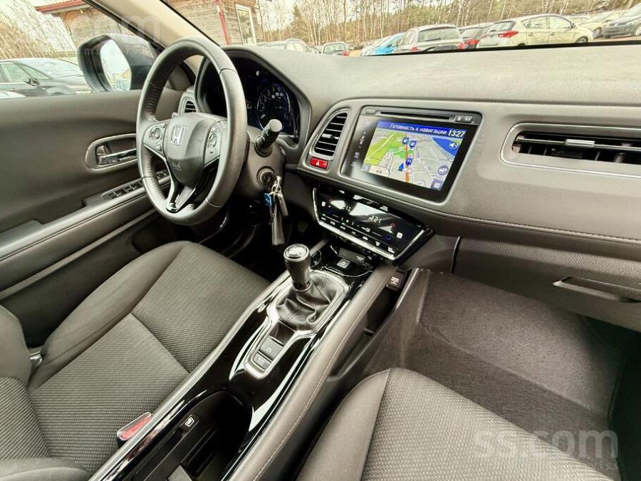 Pelēks Honda HR-V 2018 Rīga, ar dzinēja tilpumu 1.60 L un nobraukumu 0 tūkst. km par 9990 €, foto 16 vietnē AUTOMOTO.COM.LV