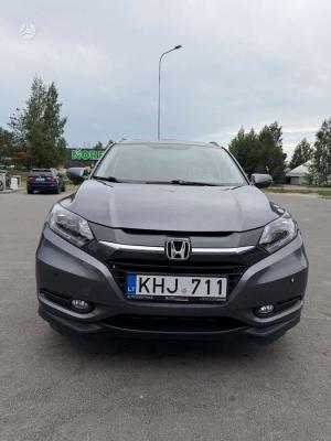 Pelēks Honda HR-V 2018 Viļņa, ar dzinēja tilpumu 1.80 L un nobraukumu 69 tūkst. km par 10500 €, foto 3 vietnē AUTOMOTO.COM.LV