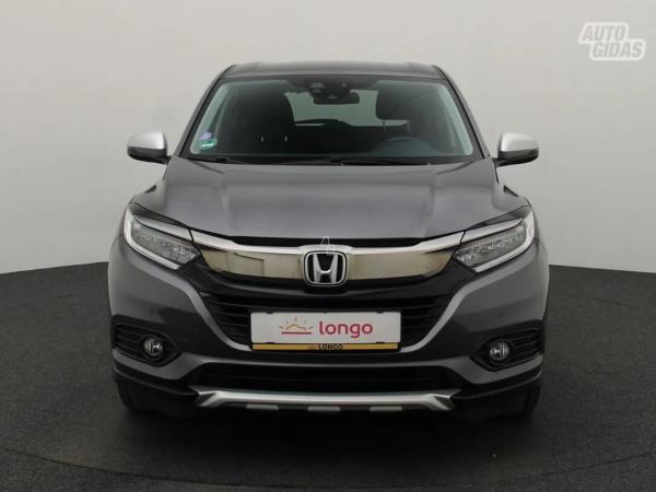 Grey Honda HR-V 2021 in Vilnius, with an engine capacity of 1.50 L and mileage of 192 thousand km for 15399 €, photo 3 on AUTOMOTO.COM.LV