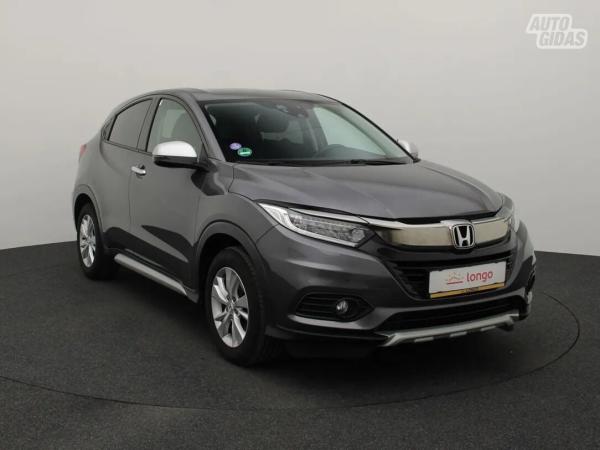Grey Honda HR-V 2021 in Vilnius, with an engine capacity of 1.50 L and mileage of 192 thousand km for 15399 €, photo 10 on AUTOMOTO.COM.LV