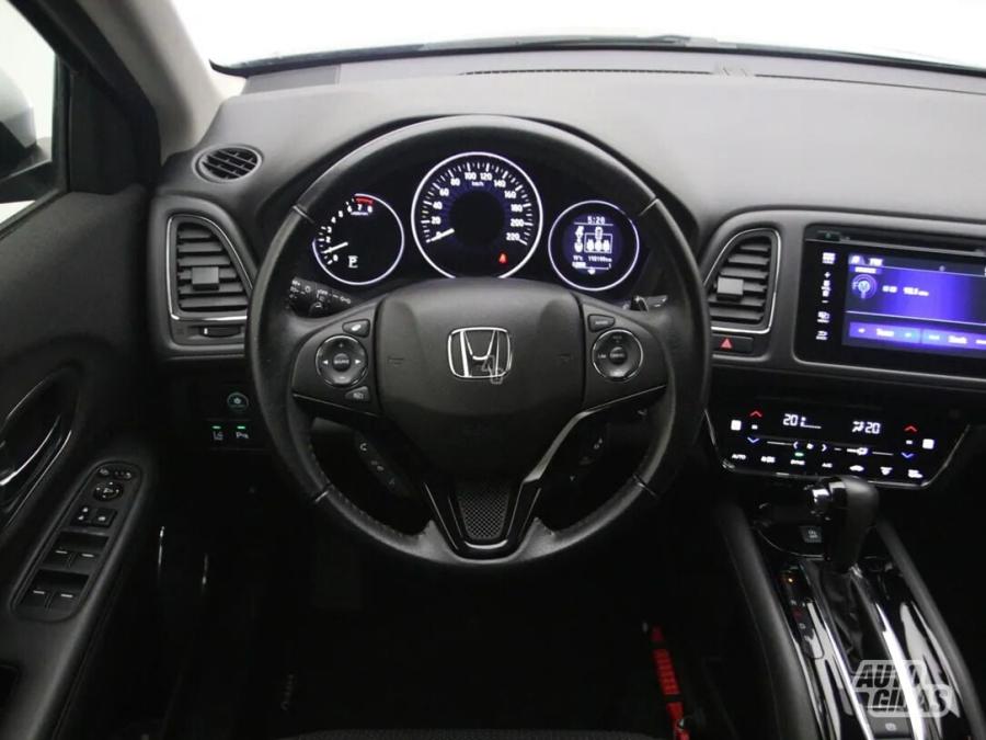 Pelēks Honda HR-V 2021 Viļņa, ar dzinēja tilpumu 1.50 L un nobraukumu 192 tūkst. km par 15399 €, foto 18 vietnē AUTOMOTO.COM.LV
