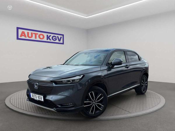 Grey Honda HR-V 2022 in Klaipeda, with an engine capacity of 1.50 L and mileage of 34 thousand km for 24999 €, photo 1 on AUTOMOTO.COM.LV