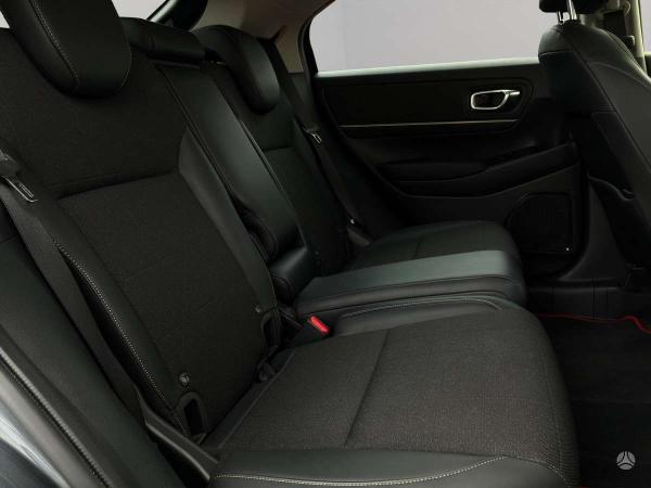 Pelēks Honda HR-V 2022 Klaipėda, ar dzinēja tilpumu 1.50 L un nobraukumu 34 tūkst. km par 24999 €, foto 10 vietnē AUTOMOTO.COM.LV