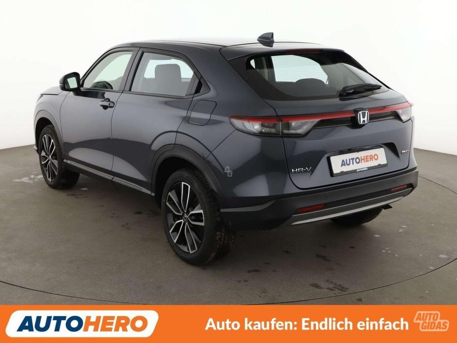 Pelēks Honda HR-V 2023 Kauņa, ar dzinēja tilpumu 1.50 L un nobraukumu 30 tūkst. km par 28456 €, foto 4 vietnē AUTOMOTO.COM.LV