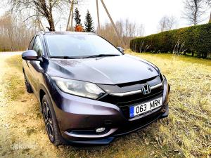 Grey Honda HR-V 2017 in Tallinn, with an engine capacity of 1.50 L and mileage of 92 thousand km for 14500 €, photo 3 on AUTOMOTO.COM.LV