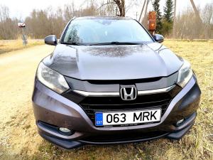 Grey Honda HR-V 2017 in Tallinn, with an engine capacity of 1.50 L and mileage of 92 thousand km for 14500 €, photo 17 on AUTOMOTO.COM.LV