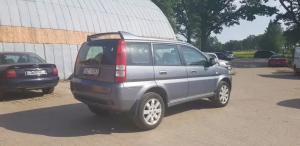 Pelēks Honda HR-V 2004 Valmiera, ar dzinēja tilpumu 1.60 L un nobraukumu 277 tūkst. km par 1600 €, foto 4 vietnē AUTOMOTO.COM.LV