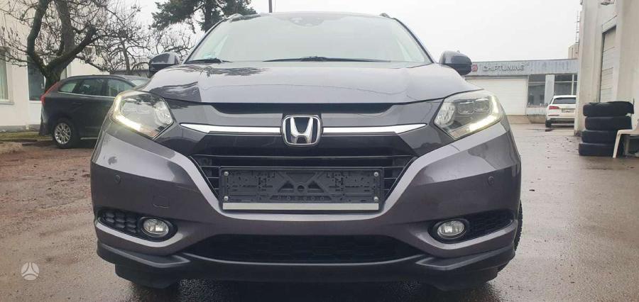 Pelēks Honda HR-V 2015 Kauņa, ar dzinēja tilpumu 1.60 L un nobraukumu 200 tūkst. km par 10499 €, foto 2 vietnē AUTOMOTO.COM.LV