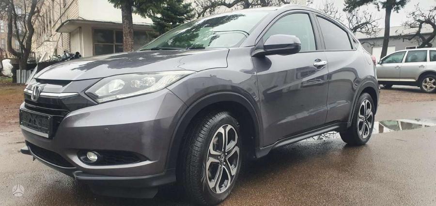 Pelēks Honda HR-V 2015 Kauņa, ar dzinēja tilpumu 1.60 L un nobraukumu 200 tūkst. km par 10499 €, foto 3 vietnē AUTOMOTO.COM.LV