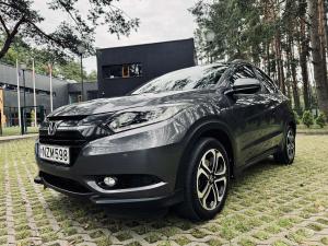 Grey Honda HR-V 2017 in Kaunas, with an engine capacity of 1.60 L and mileage of 238 thousand km for 9950 €, photo 32 on AUTOMOTO.COM.LV