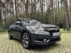 Grey Honda HR-V 2017 in Kaunas, with an engine capacity of 1.60 L and mileage of 238 thousand km for 9950 €, photo 35 on AUTOMOTO.COM.LV