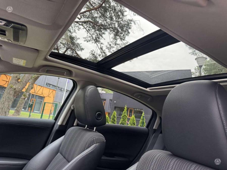 Pelēks Honda HR-V 2017 Kauņa, ar dzinēja tilpumu 1.60 L un nobraukumu 238 tūkst. km par 10000 €, foto 8 vietnē AUTOMOTO.COM.LV