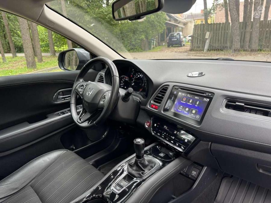 Pelēks Honda HR-V 2017 Kauņa, ar dzinēja tilpumu 1.60 L un nobraukumu 238 tūkst. km par 10000 €, foto 15 vietnē AUTOMOTO.COM.LV