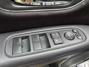 Pelēks Honda HR-V 2017 Kauņa, ar dzinēja tilpumu 1.60 L un nobraukumu 238 tūkst. km par 10000 €, foto 27 vietnē AUTOMOTO.COM.LV