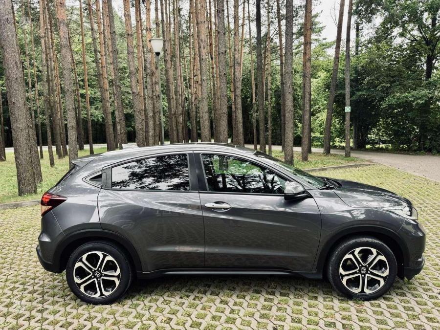 Pelēks Honda HR-V 2017 Kauņa, ar dzinēja tilpumu 1.60 L un nobraukumu 238 tūkst. km par 10000 €, foto 34 vietnē AUTOMOTO.COM.LV