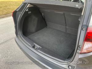 Pelēks Honda HR-V 2016 Tartu, ar dzinēja tilpumu 1.50 L un nobraukumu 133 tūkst. km par 12800 €, foto 15 vietnē AUTOMOTO.COM.LV