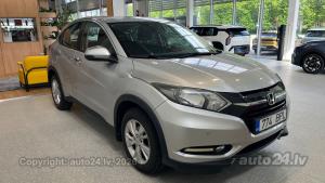 Grey Honda HR-V 2016 in Narva, with an engine capacity of 1.50 L and mileage of 42 thousand km for 12500 €, photo  on AUTOMOTO.COM.LV