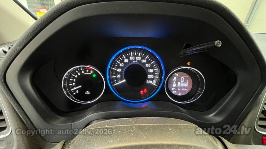 Grey Honda HR-V 2016 in Narva, with an engine capacity of 1.50 L and mileage of 42 thousand km for 12500 €, photo 9 on AUTOMOTO.COM.LV