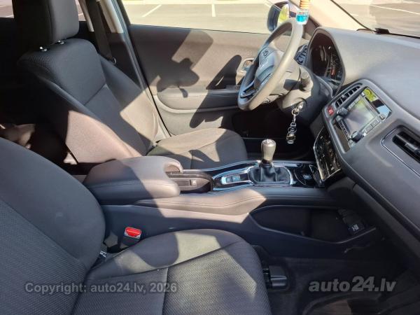 Pelēks Honda HR-V 2017 Narva, ar dzinēja tilpumu 1.60 L un nobraukumu 95 tūkst. km par 8600 €, foto 9 vietnē AUTOMOTO.COM.LV