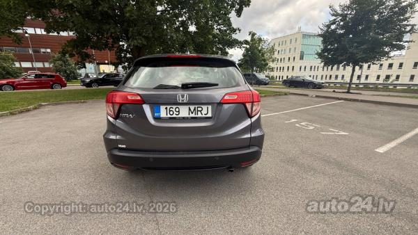 Серый Хонда ХРВ 2017 в Таллин, объемом двигателя 1.50 л и пробегом 126 тыс. км за 11690 €, фото 7 на AUTOMOTO.COM.LV