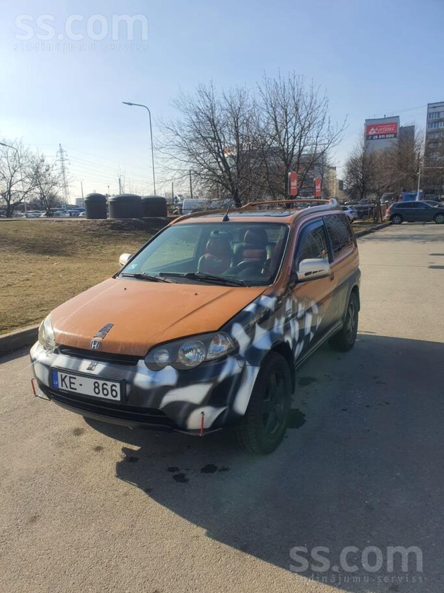 Оранжевый Хонда ХРВ 2000 в Рига, объемом двигателя 1.60 л и пробегом 290 тыс. км за 700 €, фото 1 на AUTOMOTO.COM.LV