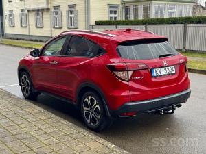 Sarkans Honda HR-V 2017 Rīga, ar dzinēja tilpumu 1.50 L un nobraukumu 79 tūkst. km par 14999 €, foto 6 vietnē AUTOMOTO.COM.LV