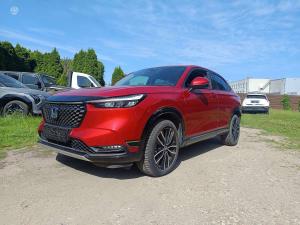 Sarkans Honda HR-V 2022 Marijampole, ar dzinēja tilpumu 1.50 L un nobraukumu 24 tūkst. km par 21999 €, foto 3 vietnē AUTOMOTO.COM.LV