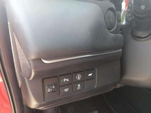 Sarkans Honda HR-V 2022 Marijampole, ar dzinēja tilpumu 1.50 L un nobraukumu 24 tūkst. km par 21999 €, foto 17 vietnē AUTOMOTO.COM.LV