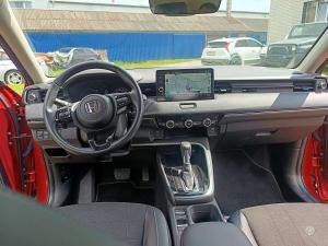 Sarkans Honda HR-V 2022 Marijampole, ar dzinēja tilpumu 1.50 L un nobraukumu 25 tūkst. km par 21799 €, foto 5 vietnē AUTOMOTO.COM.LV