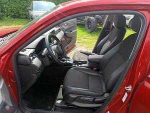 Sarkans Honda HR-V 2022 Marijampole, ar dzinēja tilpumu 1.50 L un nobraukumu 25 tūkst. km par 21799 €, foto 18 vietnē AUTOMOTO.COM.LV