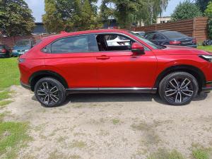 Red Honda HR-V 2022 in Marijampole, with an engine capacity of 1.50 L and mileage of 25 thousand km for 21699 €, photo 5 on AUTOMOTO.COM.LV