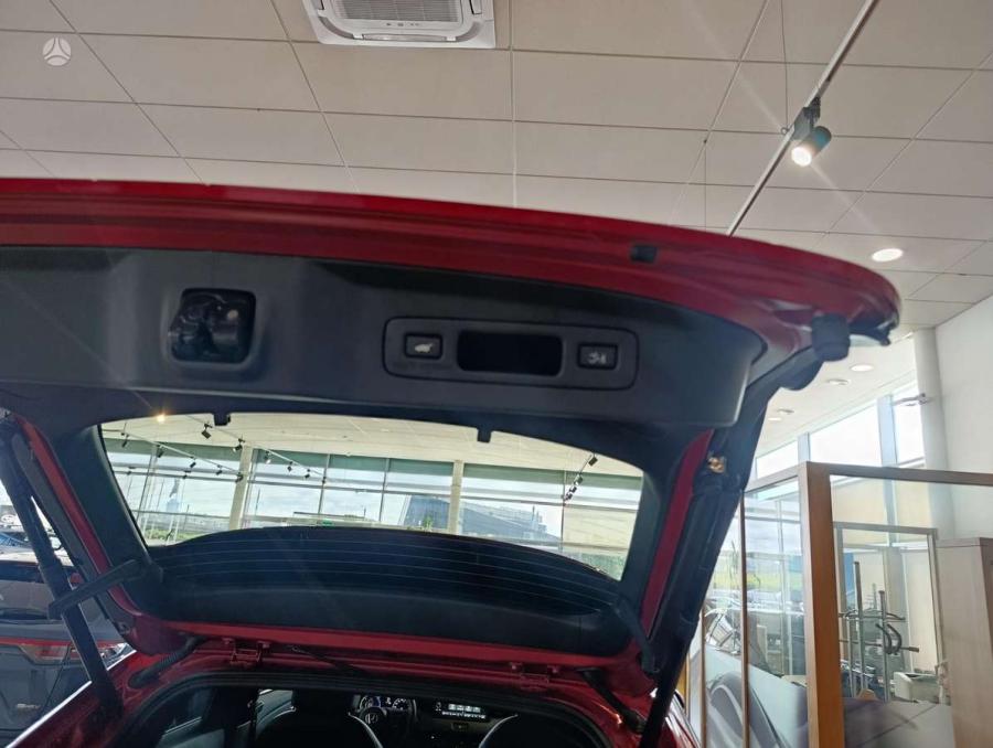 Red Honda HR-V 2026 in Vilnius, with an engine capacity of 1.50 L and mileage of 0 thousand km for 32490 €, photo 9 on AUTOMOTO.COM.LV