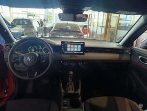 Red Honda HR-V 2026 in Vilnius, with an engine capacity of 1.50 L and mileage of 0 thousand km for 32490 €, photo 11 on AUTOMOTO.COM.LV