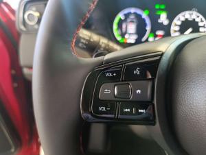Red Honda HR-V 2026 in Vilnius, with an engine capacity of 1.50 L and mileage of 0 thousand km for 32490 €, photo 15 on AUTOMOTO.COM.LV