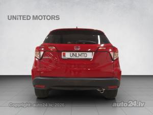Red Honda HR-V 2016 in Tallinn, with an engine capacity of 1.50 L and mileage of 76 thousand km for 12990 €, photo 10 on AUTOMOTO.COM.LV