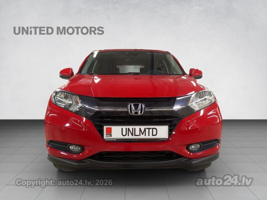 Red Honda HR-V 2016 in Tallinn, with an engine capacity of 1.50 L and mileage of 76 thousand km for 12990 €, photo 12 on AUTOMOTO.COM.LV