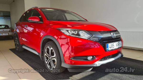 Red Honda HR-V 2018 in Tartu, with an engine capacity of 1.50 L and mileage of 86 thousand km for 16500 €, photo 2 on AUTOMOTO.COM.LV